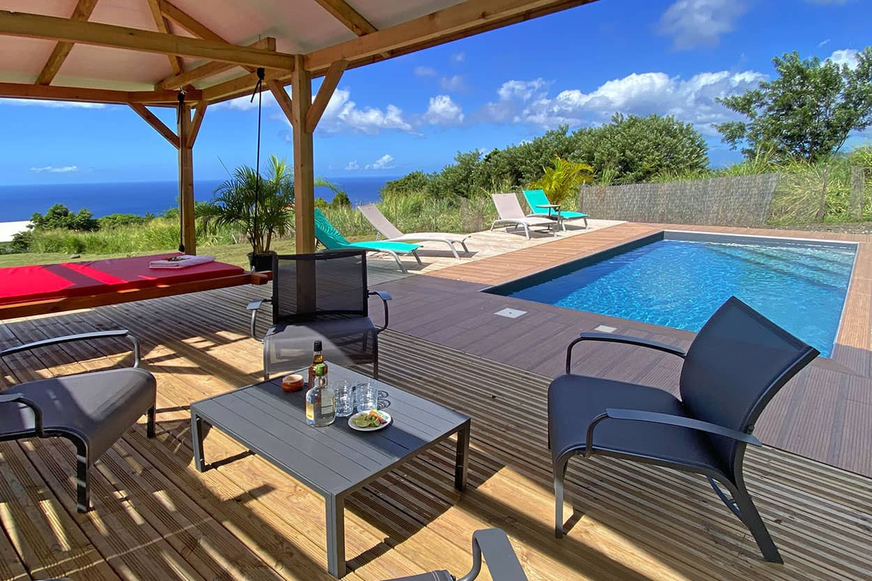 KAZ BELLE VUE Location villa Martinique vue mer piscine le Carbet - PMR ...