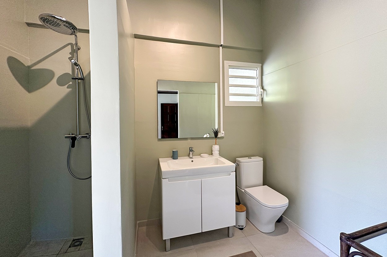 CAP NATURE location Villa Tartane Martinique piscine et vue mer - location de vacances ...