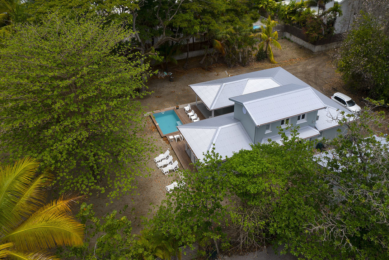 SABLE & ROCHER location grande Villa de Luxe Martinique piscine sur la ...