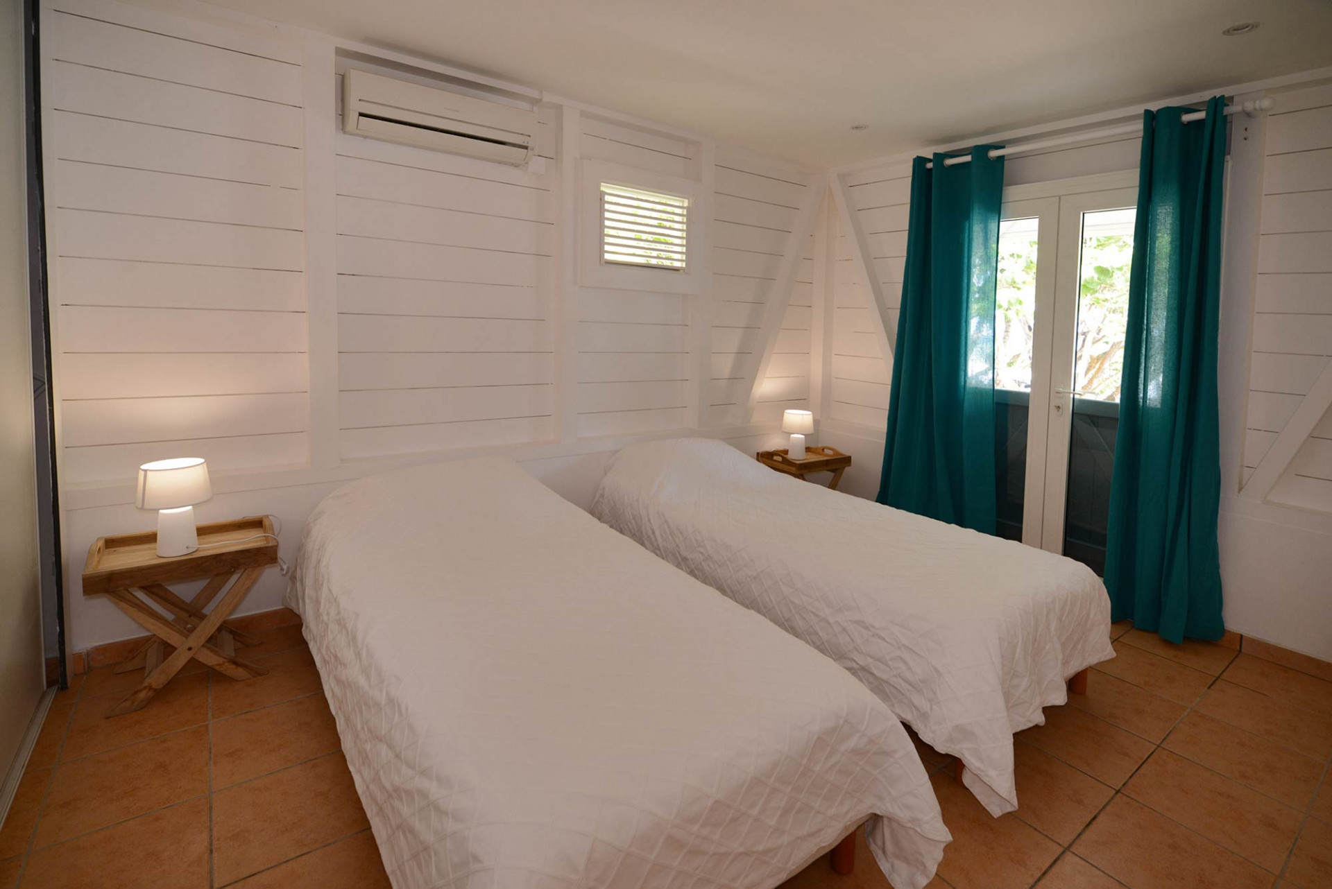 VILLA DU ROCHER le Diamant location luxe sur la plage avec piscine ...