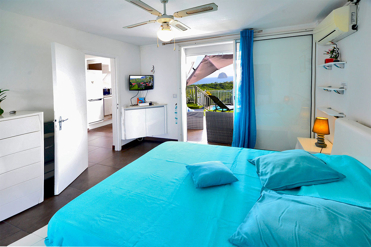Superbe villa du Diamant vue sur le rocher location Martinique piscine ...