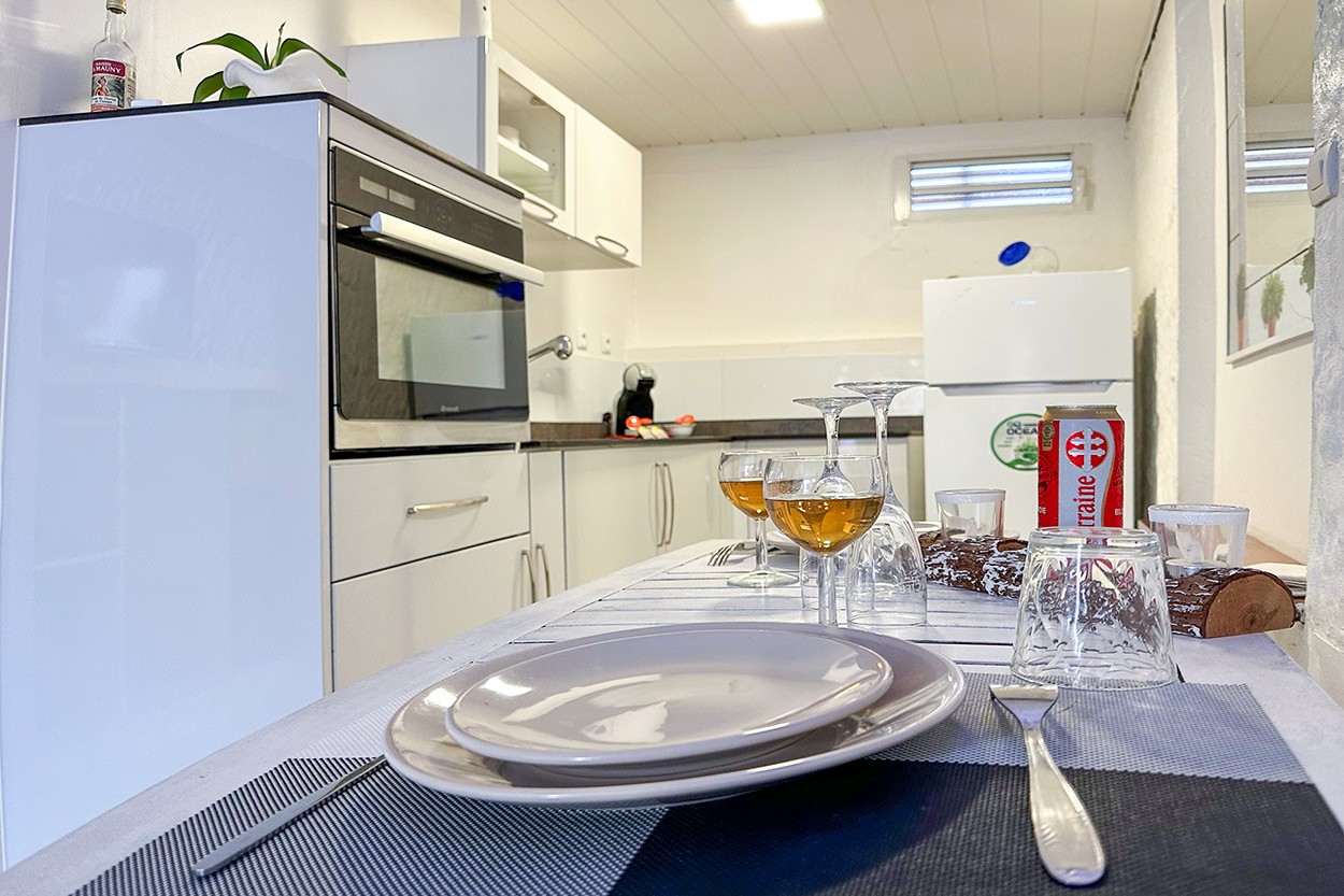 Petit Nid du Jasmin Location Martinique Anse Mitan Bac à punch ...