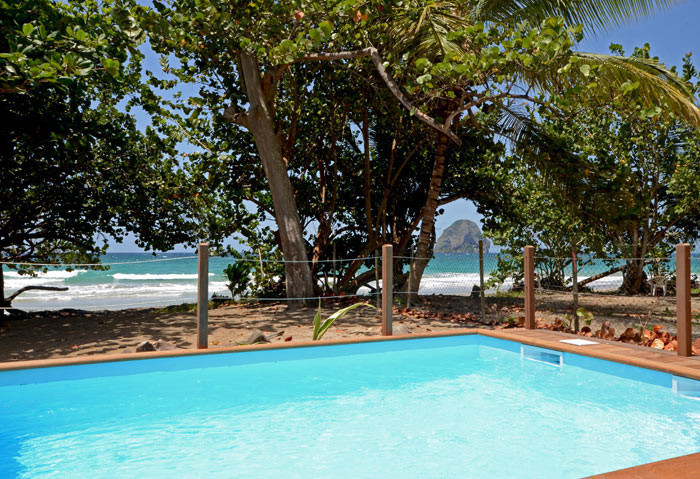 VILLA DU ROCHER le Diamant location luxe sur la plage avec piscine ...